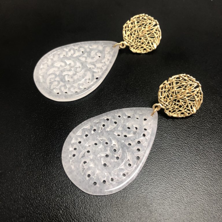 Pendientes Dorados con Jade de color - Girbes Joyas